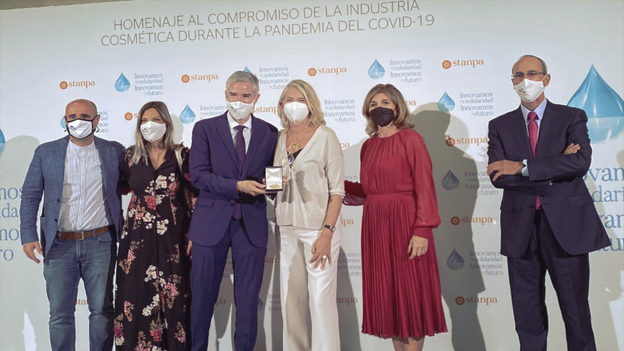 MIXER & PACK recibe la máxima distinción del sector de la perfumería y ...